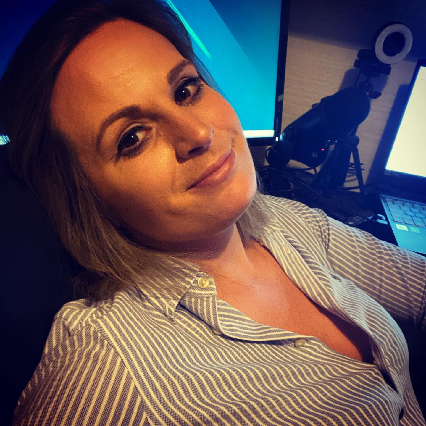 Twitch streamer Emily "riskitforabiscuit" Glancy celebrates biggest ...